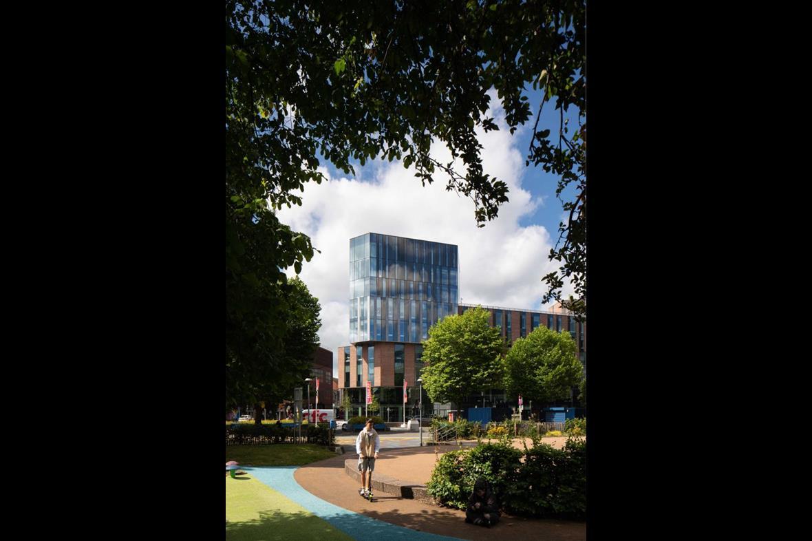 FCBS’ Ulster University project graduates with honours | News ...